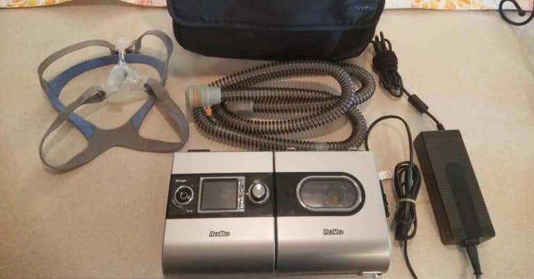 What is a CPAP machine and how does it work? - CPAP Guide